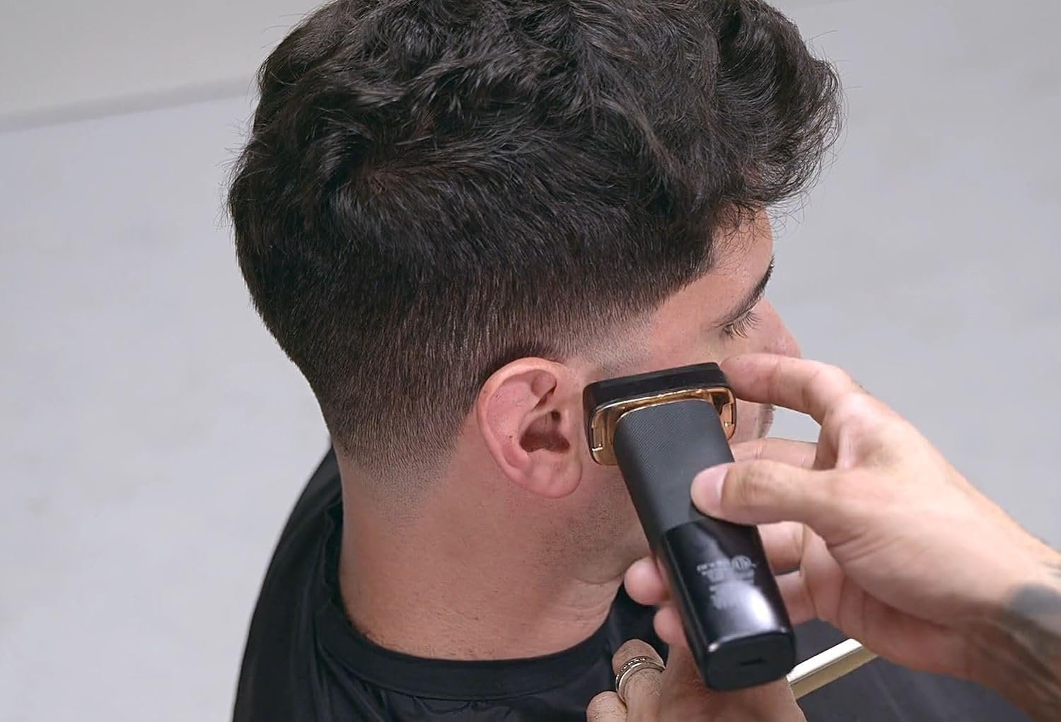 Top 5 Electric Razors for 2025: Perfect Holiday Gifts to Upgrade His ...